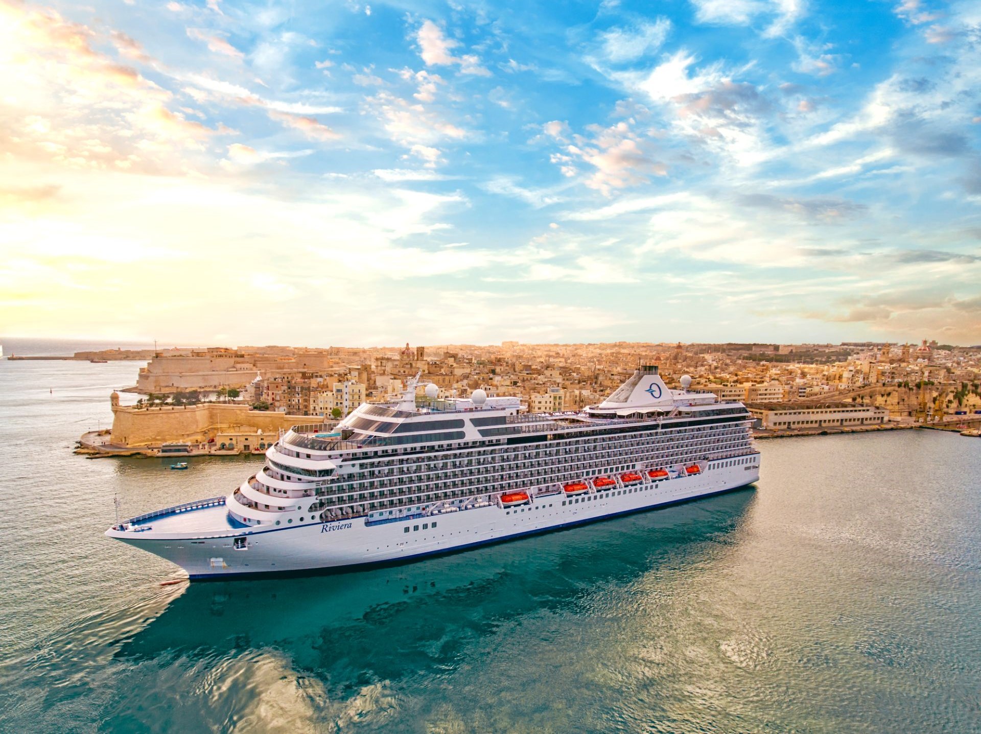 Het cruiseschip Oceania Riviera